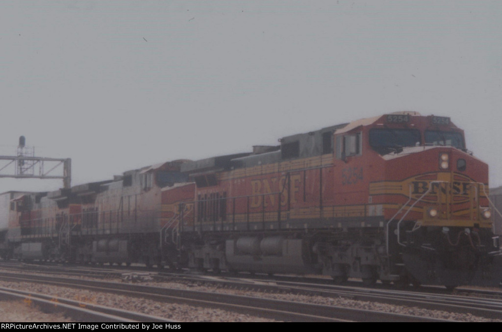 BNSF 5254 West